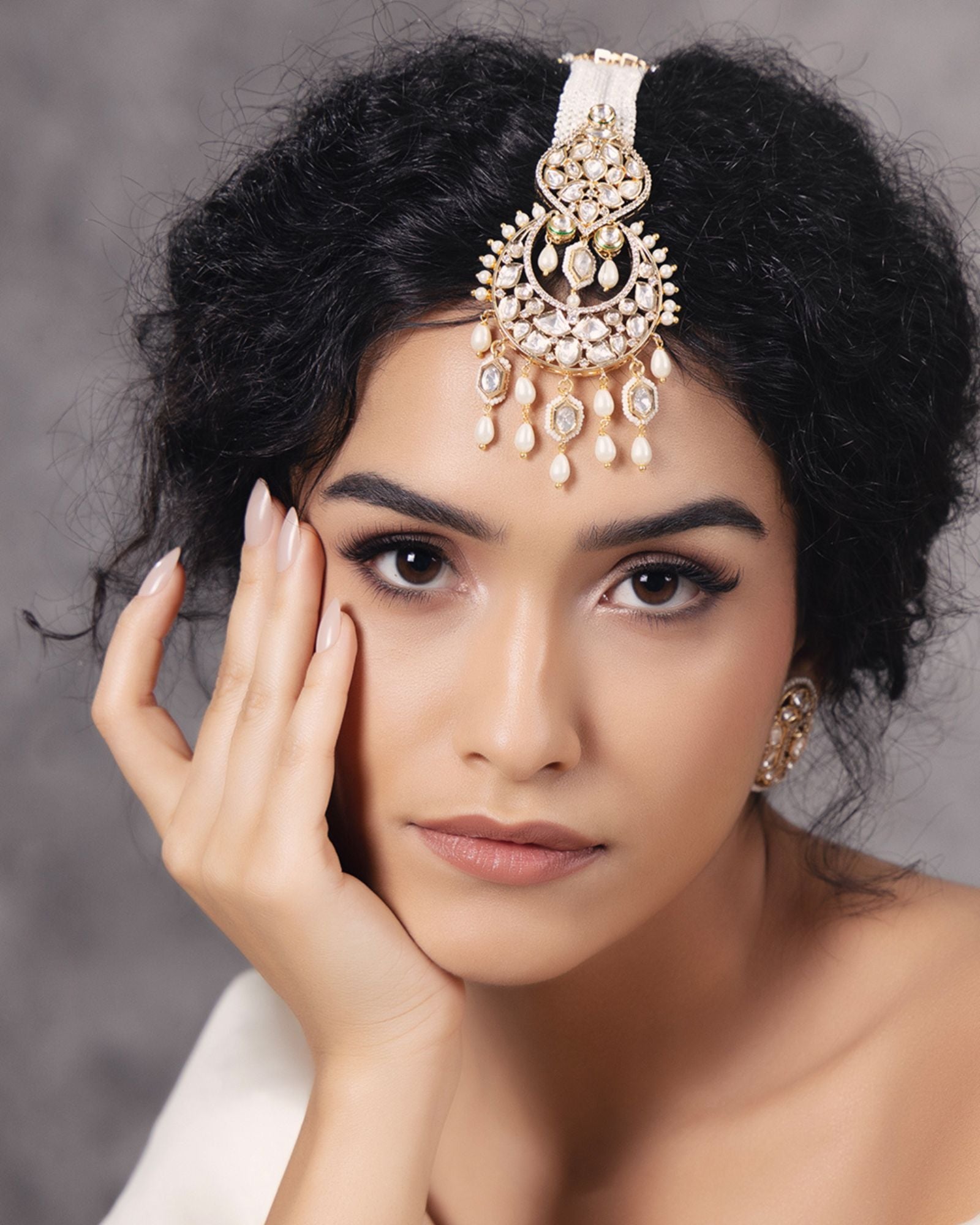 Polki cheap Pearl Elegant Maang Tikka