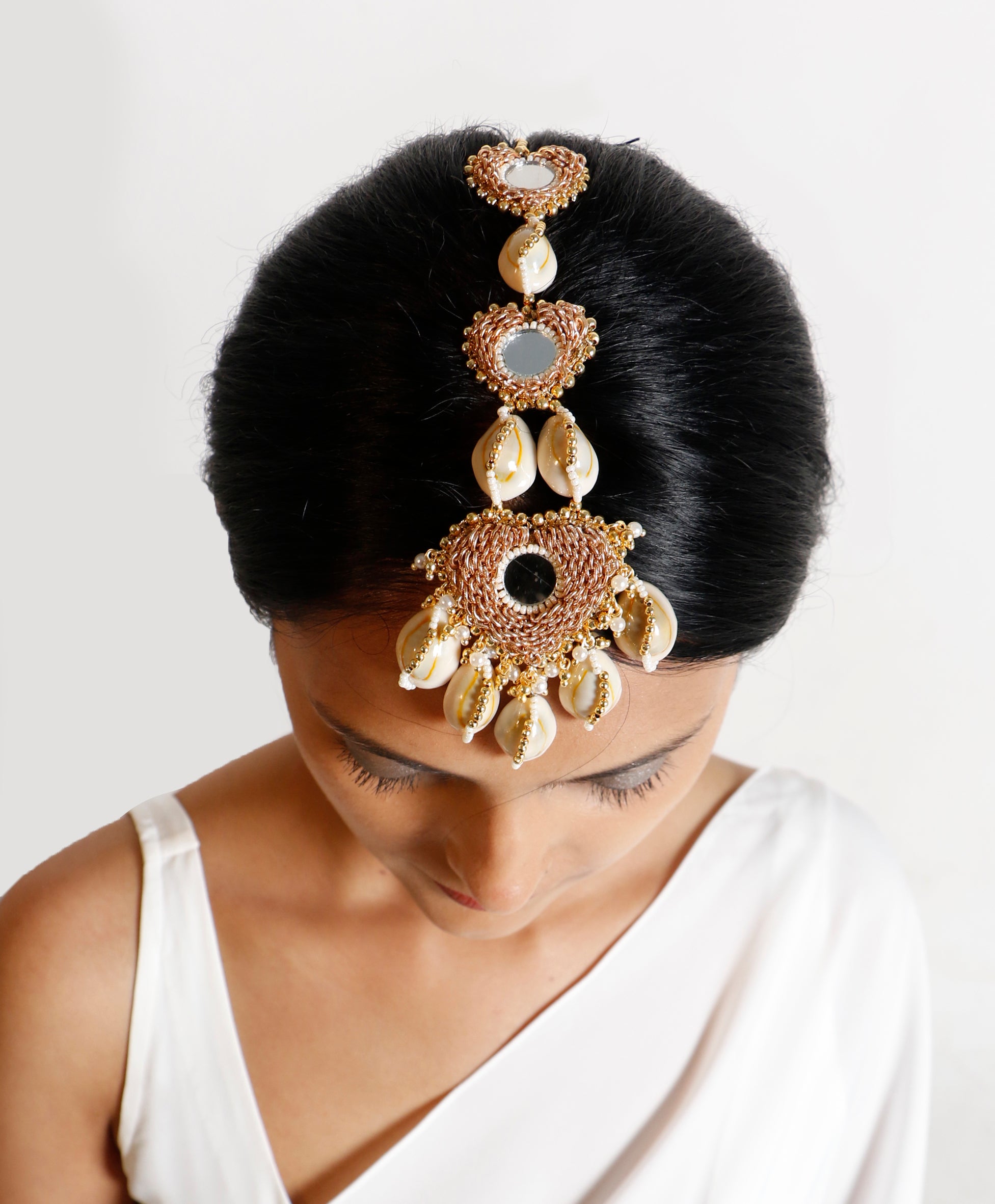 Buy Modern and Traditional Maang Tikka Online - Amama